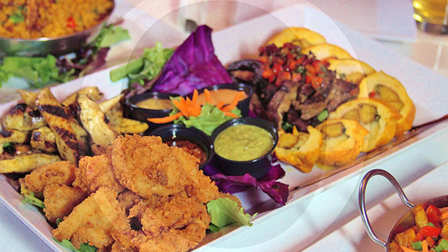 Boca Loca Restaurant - Plato Boricua para 4 en Almuerzo o Cena y 15% de ...