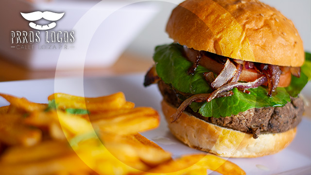 Prros Locos - Comida para 2 Personas: BLT Burger, Coney Island Hot Dog ...